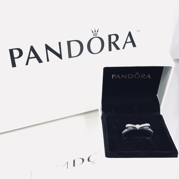 Pandora | Jewelry | 3 Hr Sale Authentic Pandora Sparkling Bow Rnew ...